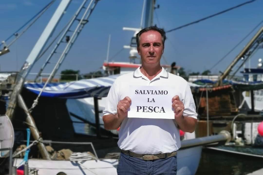I PESCATORI PROTESTANO CONTRO LE POLITICHE UE